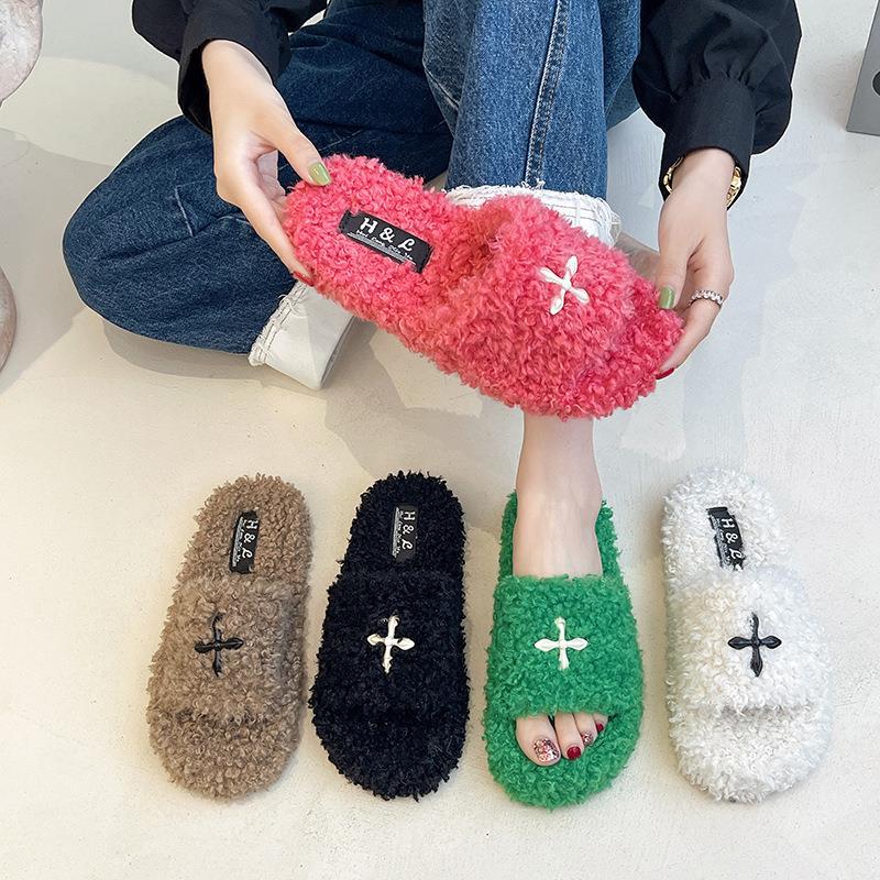 Buy Large Size Plush Slippers Women's Outer Wear New Autumn Winter Home ...
