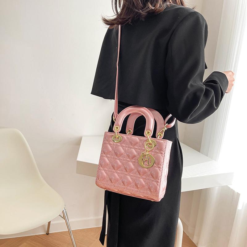 Yeni Kadın Çantası Prenses Dai Çanta Çanta Lingge Zincir Çanta Omuz ...