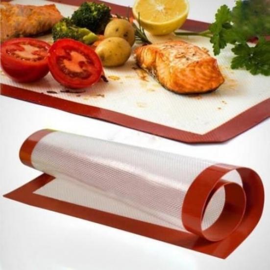 Buy 300x210x0.7mm Perforated Non Stick Silicone Baking Mat Silpain ...