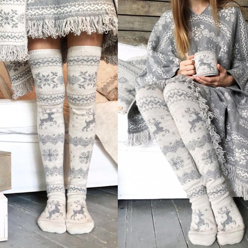 Goedkope Female Knitted Socks, Christmas Snowflake Medium Tube Socks ...