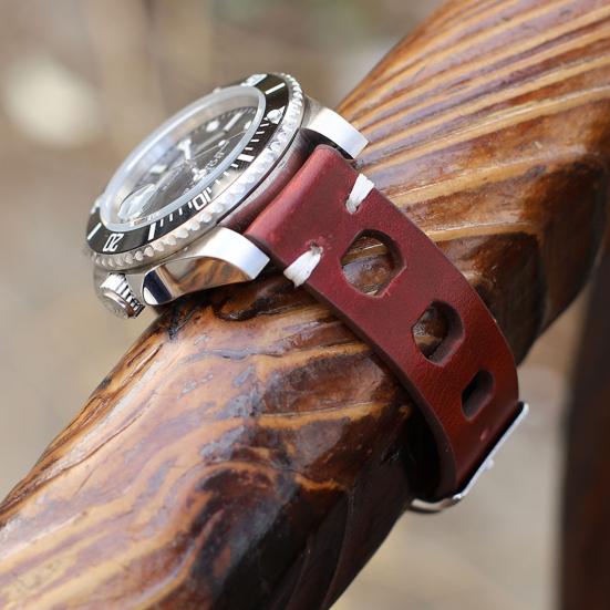 Buy Helpful artificial leather Waterproof Lightweight Heat Dissipation ...
