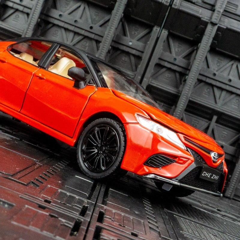 Buy Kids Toys New 1:24 Toyota Camry Diecasts & Toy Vehicles Metal Toy ...