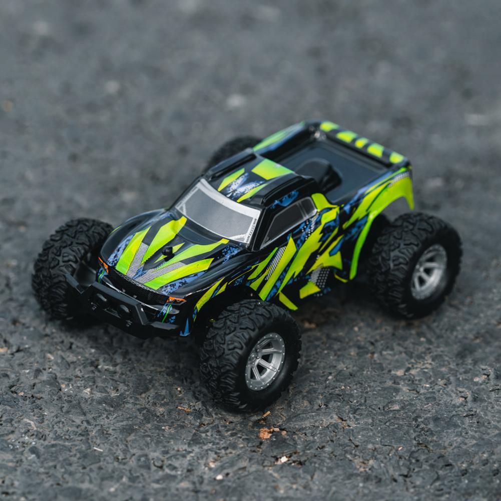 Buy 2.4GHz Drift RC Racing Car 20km/h 1/32 2WD Off-Road with Battery ...
