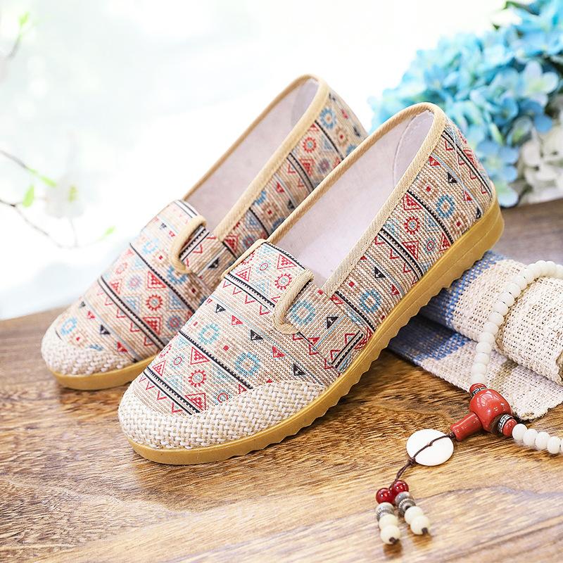 Buy Old Beijing Cloth Shoes Women's Shoes Non-slip Soft-soled Mother ...