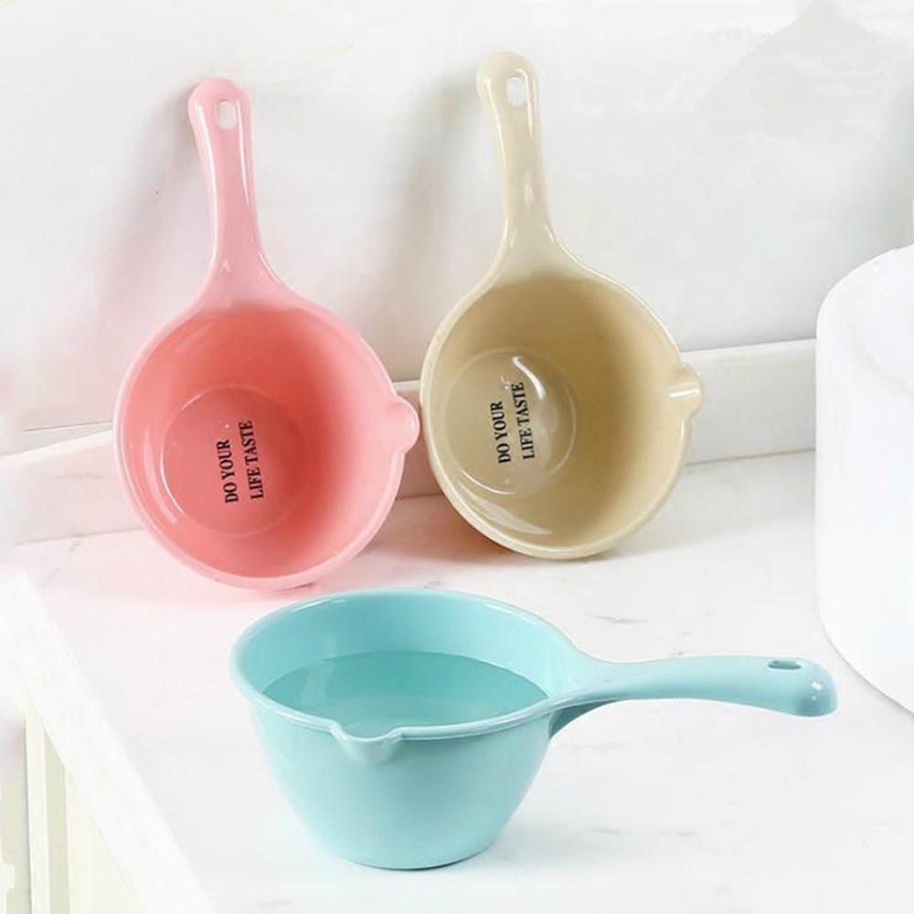 Buy Plastic Thickened Water Scoop Kitchen Long Handle Water Scoop Bath ...