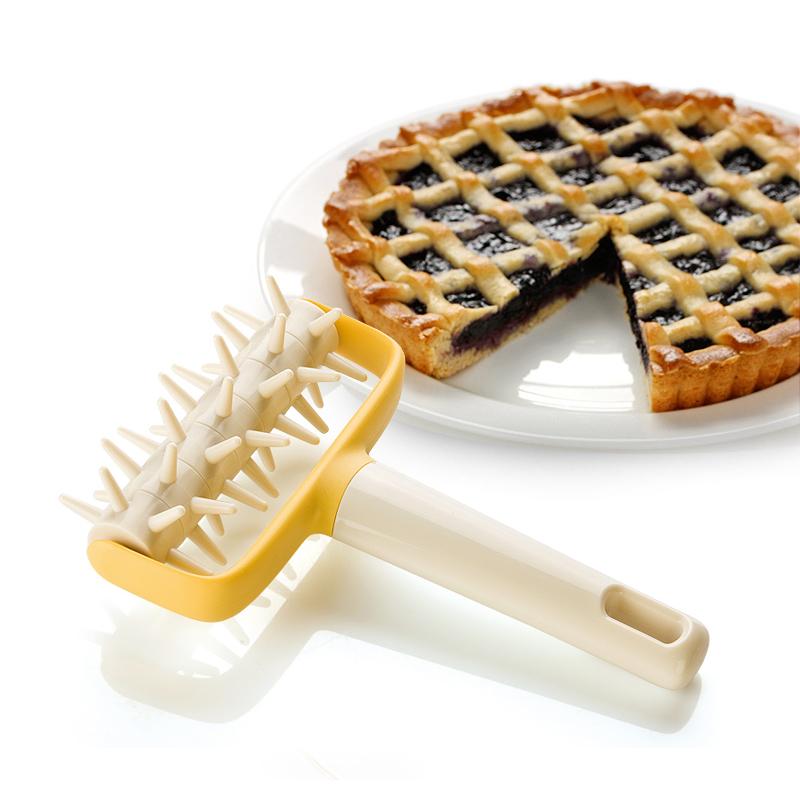 Satın alın Dough Docker, Blunt Spiked Rolling Pin, Helps Cook Thin ...