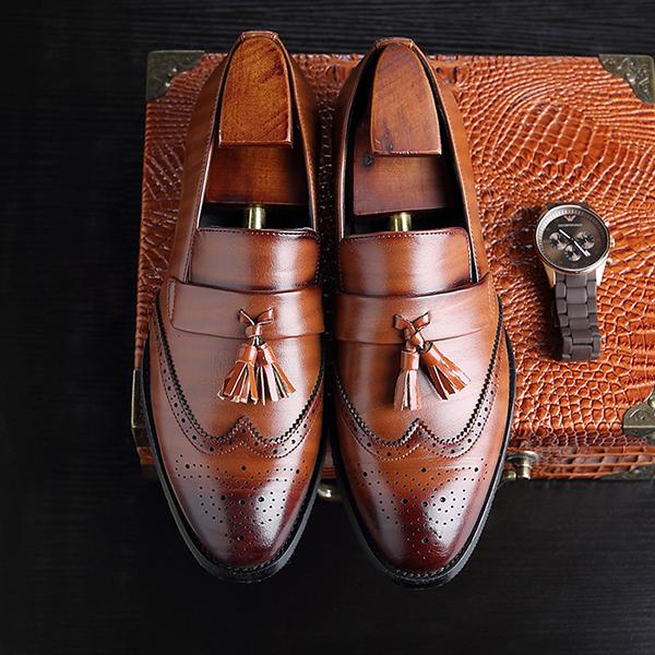 Buy Men's Leather Shoes High Heels Bullock Shoes Classic Perforated ...