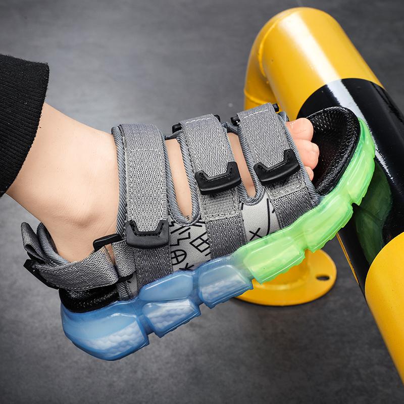 Kaufe Jungen und Mädchen Popcorn Sohle offene Zehen Strandsandalen ...