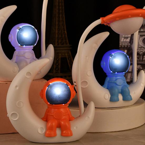 Nice-looking Portable Convenient Eye Care Moon Spaceman Model Lamp ...