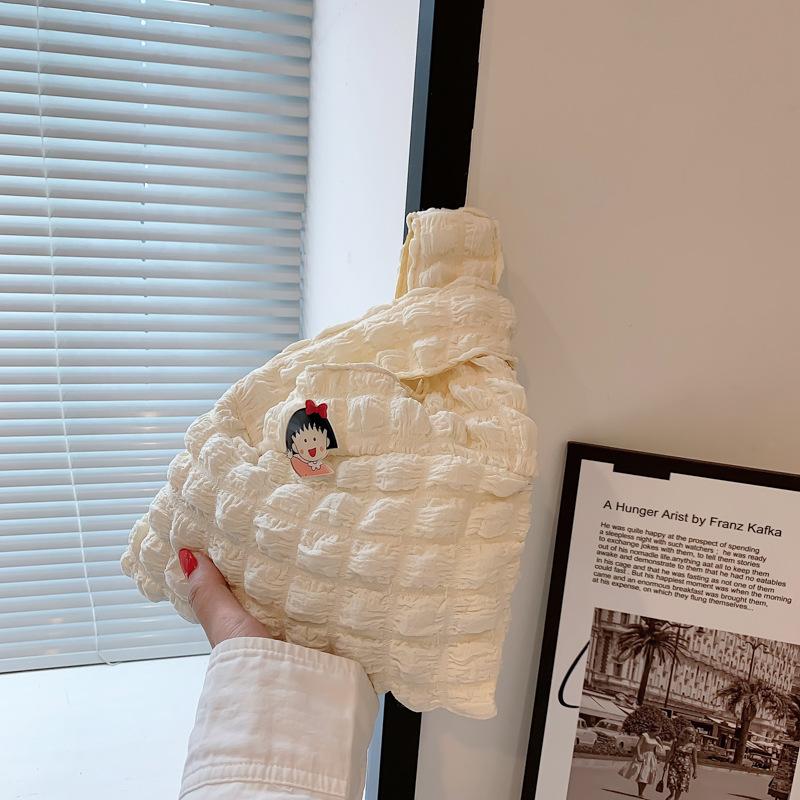 Buy South Korea Ins Girl Heart Fold 2022 New Bubble Shoulder Bag Armpit ...