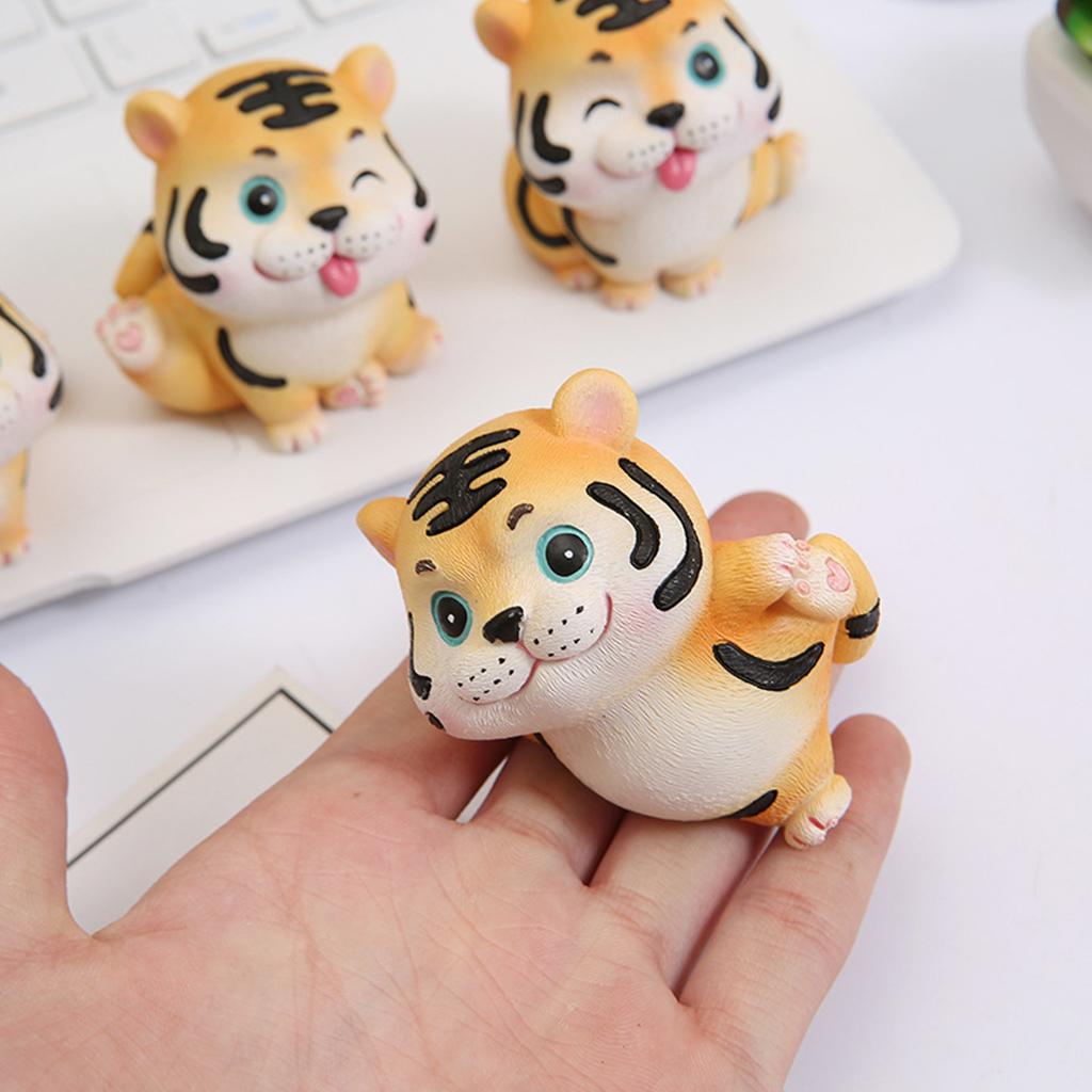 Cute Tiger Ornaments Micro Landscape Miniature Figurine Resin Crafts ...