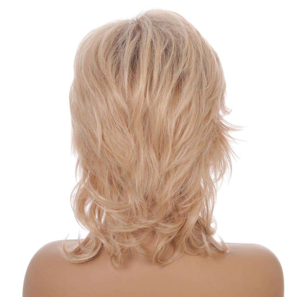 💰Cumpără Scurt parul cret sintetic blond stratificat peruca femeilor de ...