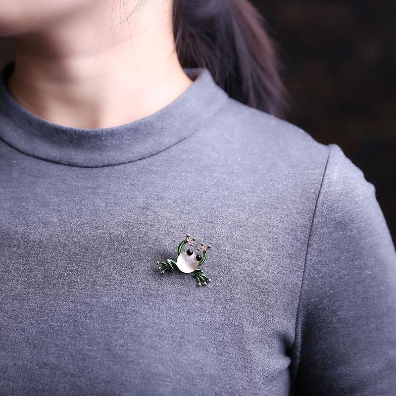 Cumpără Moda Animal brosa perle Boutonniere drăguţ broasca Pins insigna ...