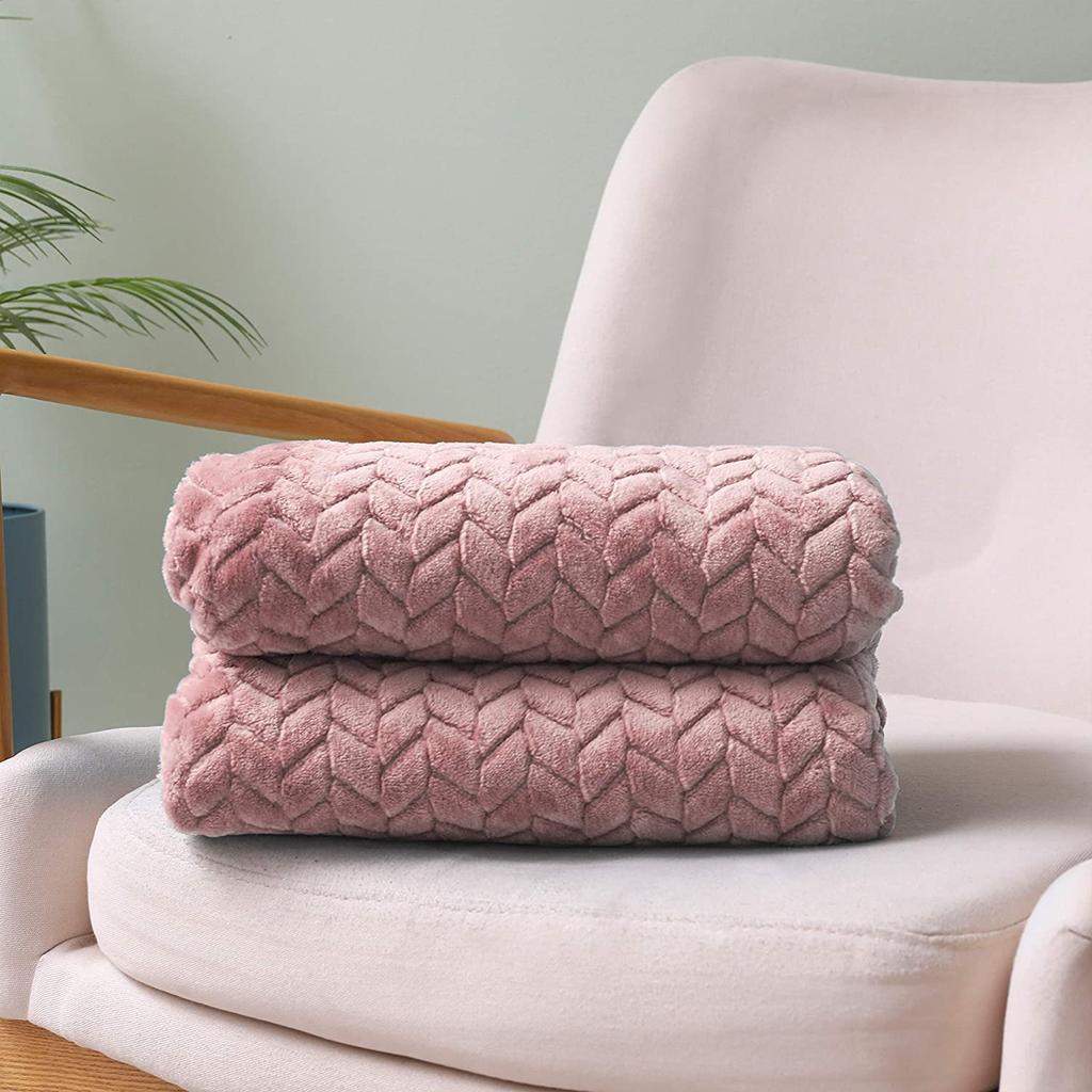 Buy Flannel Fleece Throw Blanket, Soft Jacquard Weave Leaves Pattern ...