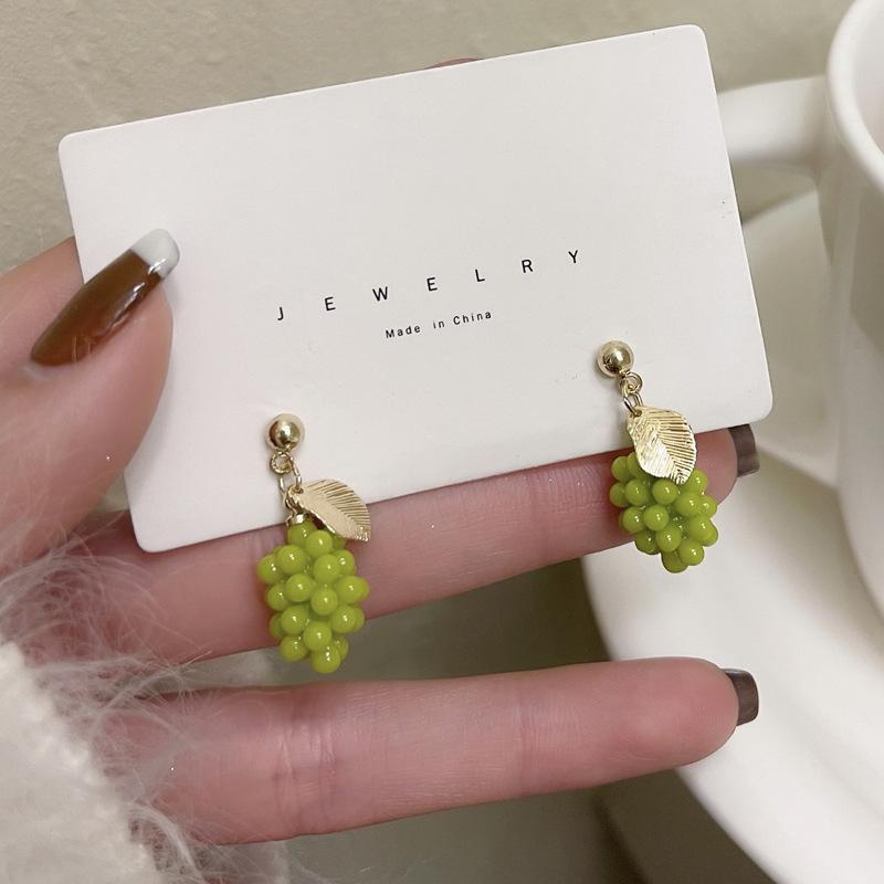Satın alın Dainty Green Grape Design Studs Earrings,Small Cute Grape with Leaves Studs Earrings ...