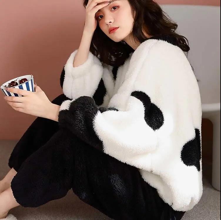 Buy Autumn and Winter Black and White Cow Pattern Pajamas Female Coral ...