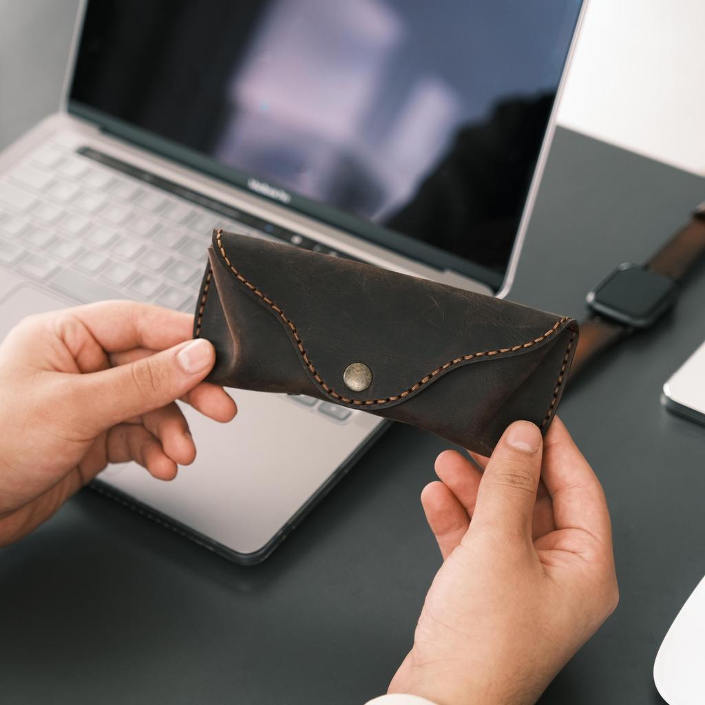 Футляр для очков из натуральной кожи, компактный и функциональный ...