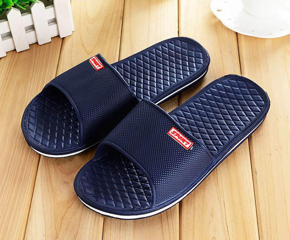 Men Solid Flat Bath Slippers Summer Sandals Indoor & Outdoor Slippers ...