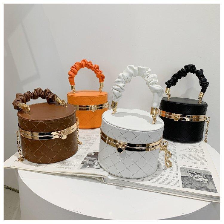 Buy Net Red Pleated Hand-held Small Round Bag 2021 New European and ...