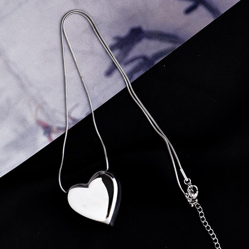 Buy Big Love Clavicle Chain Peach Heart Necklace at affordable prices ...