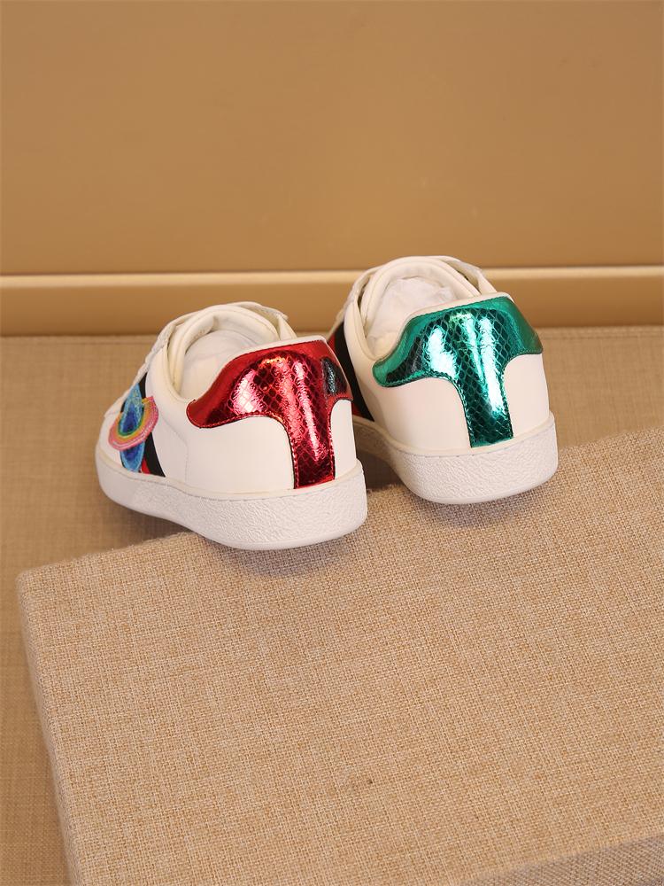 Buy Couple Model Webbing Planet Embroidery Couture Casual Little White ...
