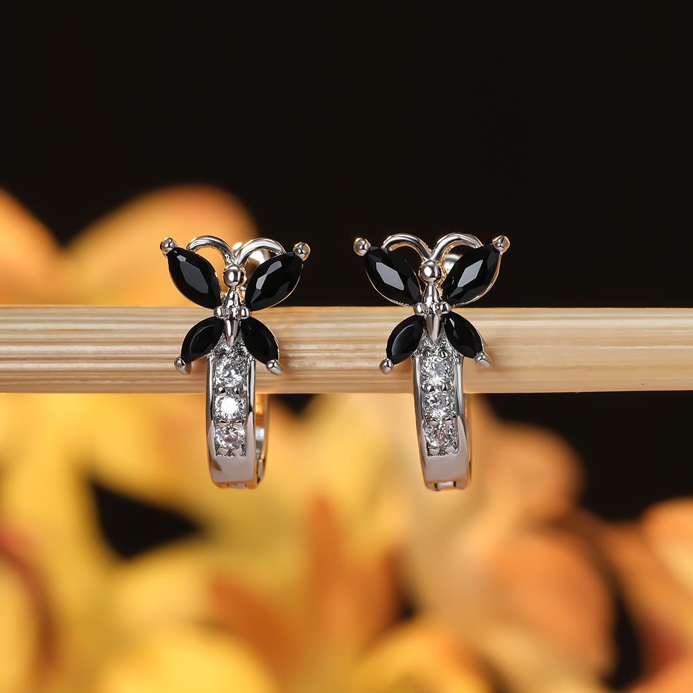 1 paio di orecchini pendenti a forma di farfalla color argento con taglio marquise blu bianco ...