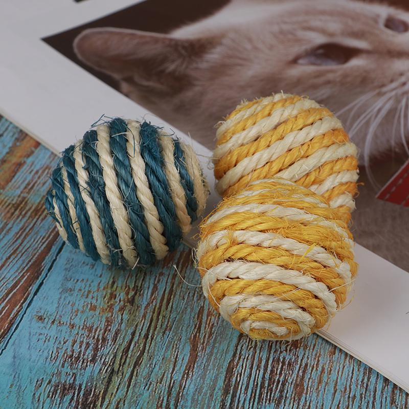 Buy Random Color Cat Play Chewing Toy Straw Cat Pet Rope Weave Ball ...