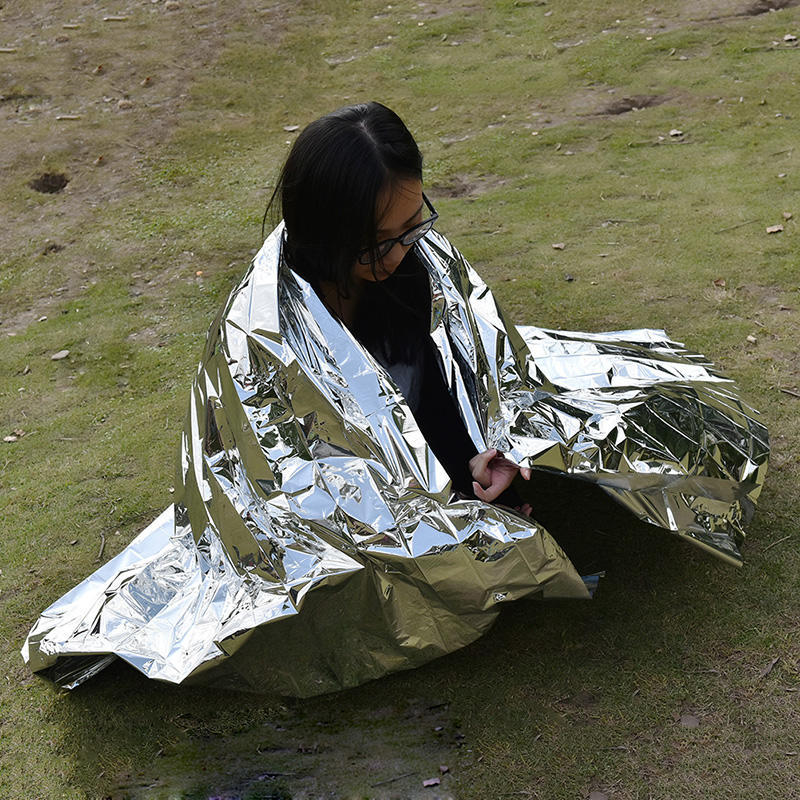 Buy Waterproof Emergency Solar Blanket Safety Survival Insulating Mylar ...