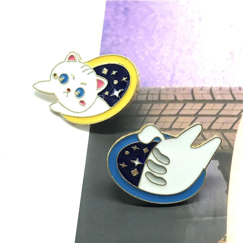 Buy Cute Animal White Cat Badge Brooch Creative Personality Small Fresh ...