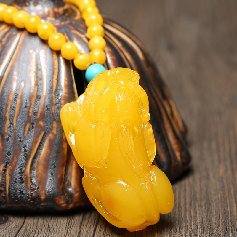 Cheap Natural Beeswax Chicken Oil Yellow Pixiu Pendant Amber Men and ...