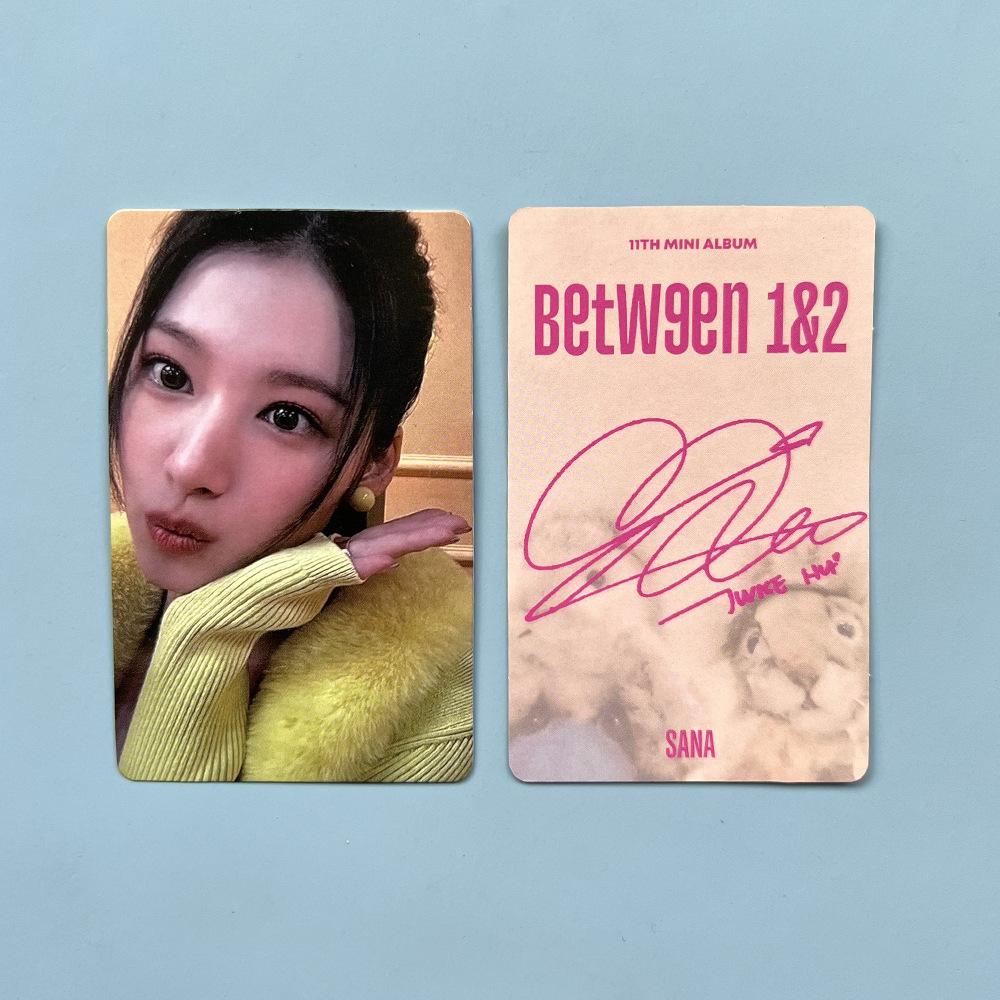 💰Koupit online: T WICE Photocard Album BETWEEN Greeting Cards Lomocard — nejlepší cena a ...