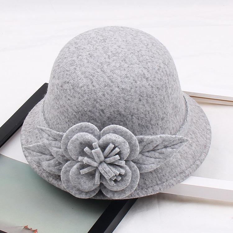 Cheap Hat Soft UTHAI K82 2020 Female's 3D Flower Hat Woolen Retro Pot ...