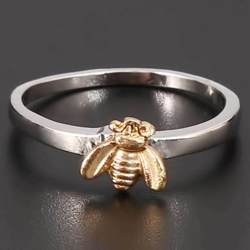 Womens Gift Fashion Tail Finger Band Unique Color Separation Bee Finger ...