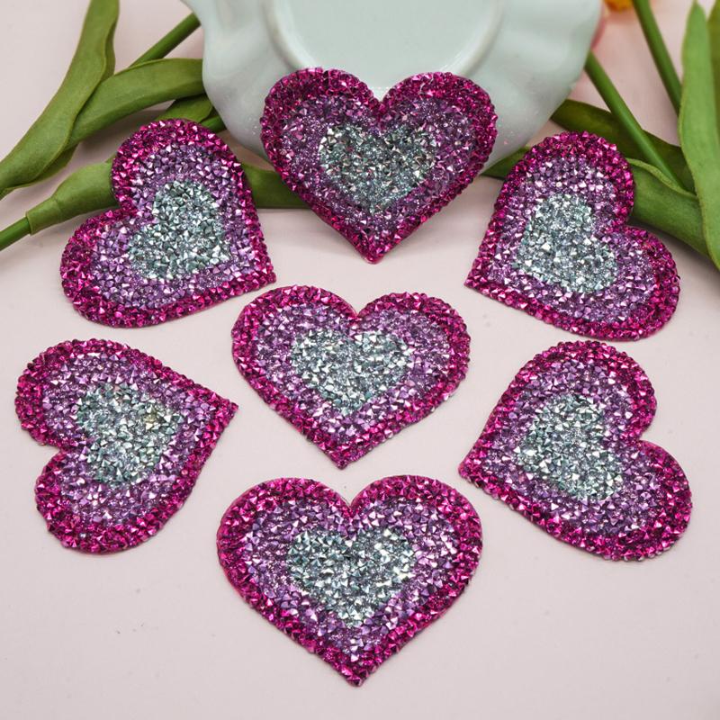 Köp 5PCS Heart Hot Fix Rhinestone Iron Gradual Heart Shaped Hot Fix Heart Rhinestone Patches ...