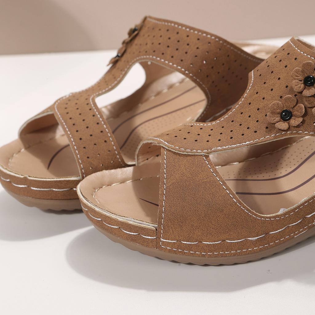 Купити 2023 Нове літнє велике жіноче взуття Босоніжки на танкетці з відкритим носком і вирізаним