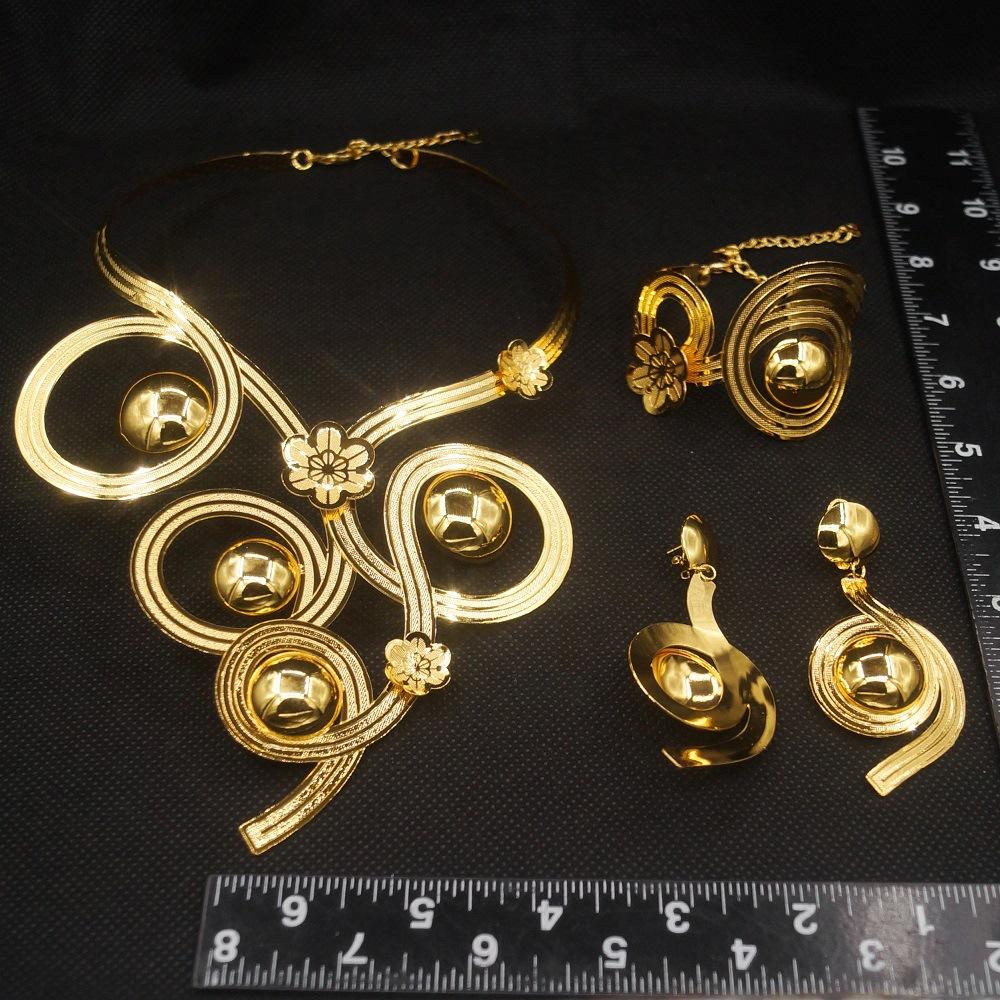Cheap Dubai Gold Exaggerated Jewelry Set 24k -Plated Golden Flower ...