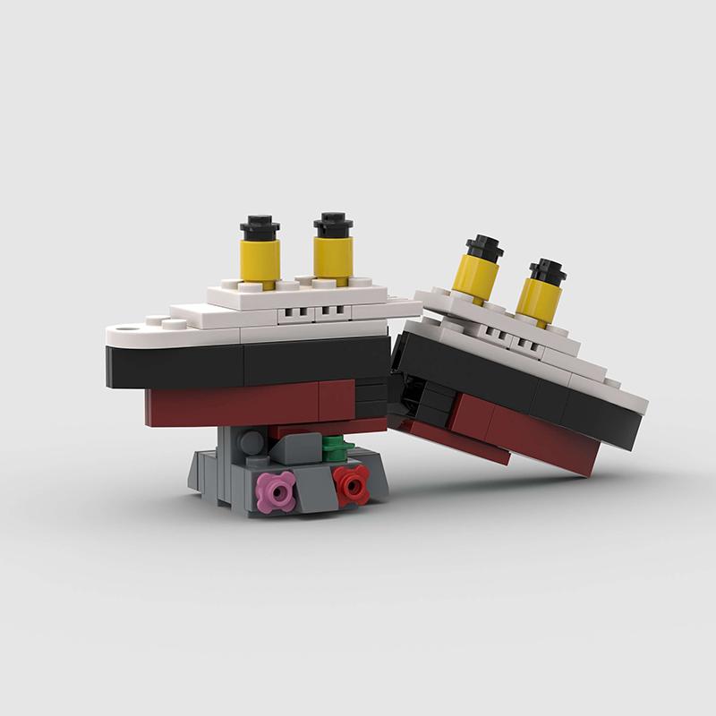 Mini Titanic Sank Ship Model Break in Half Building Blocks Bricks Boat ...