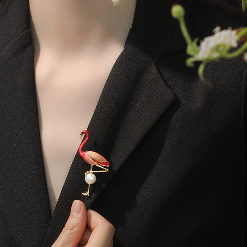 Köp Creative Flamingo Brooch Corsage For Woman Girl Party accessories ...