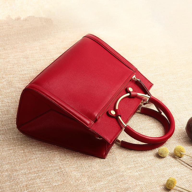 Buy 2023 New Red Ladies Bag Fashion Diagonal Bag Handbag at affordable ...