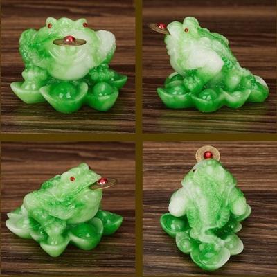 Feng Shui Jade Money Frog (Three Legged Toad/Wealth Frog) Statue Home ...