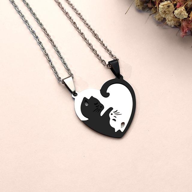 Koupit Hug Cat splice Couple Necklace heart paired for Lovers Stainless ...