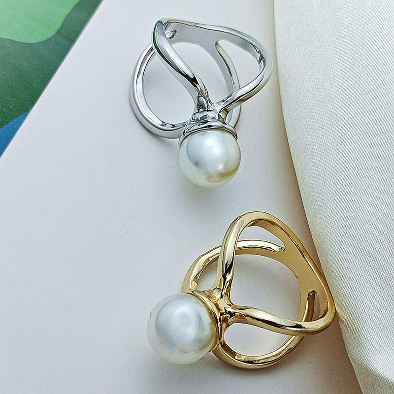Kjøp Shawl Scarves Clip Crystal Fashion Three Ring Buckle Button Scarf ...