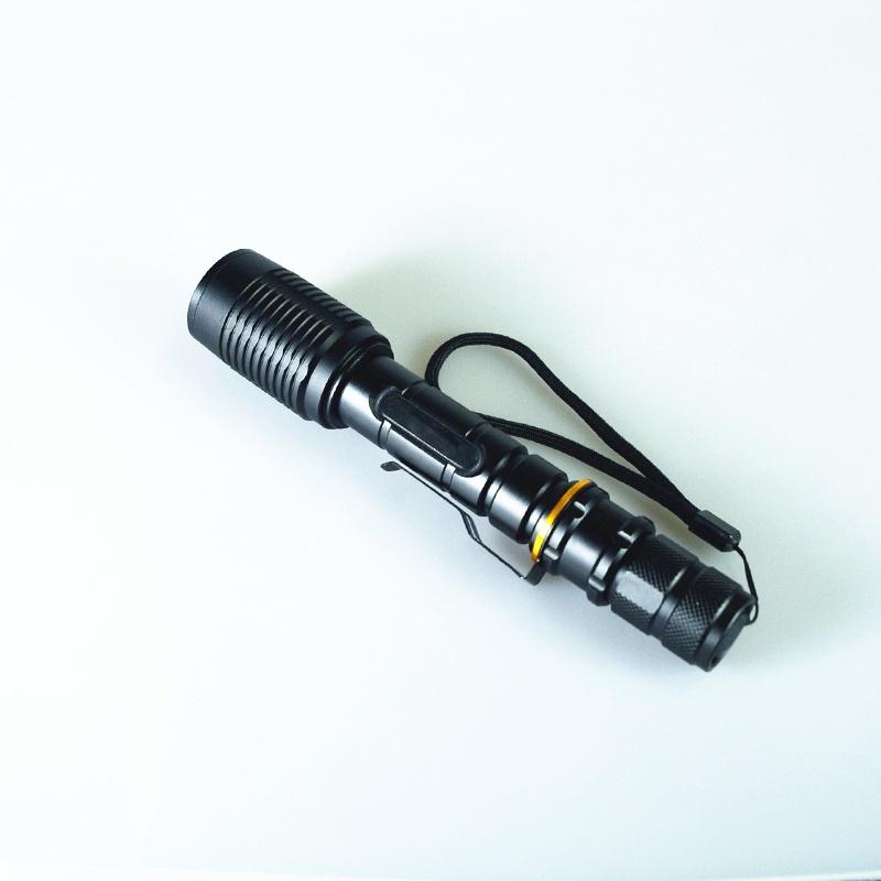 Buy New CREE XM-L T6 LED Zoomable Flashlight Torch Light Rechargeable ...