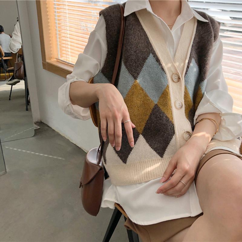 Buy Women Knitted Vest V-neck Retro Rhombus Pattern Loose Sleeveless ...