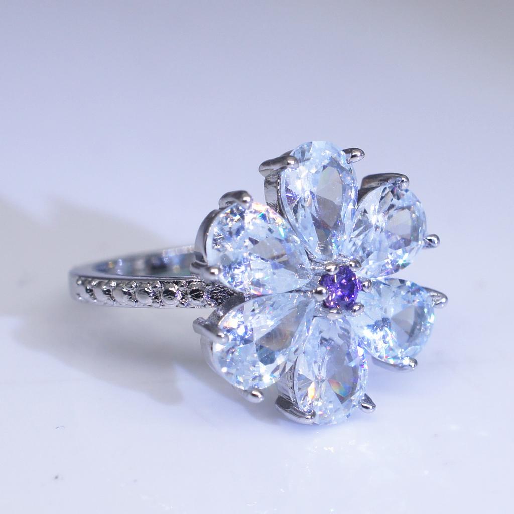 Buy Dazzling Women's Jewelry Flower Shaped Wedding Rings Glittering ...