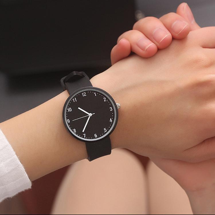 Buy Female Fashion Simple Students Casual Quartz Watch at affordable ...