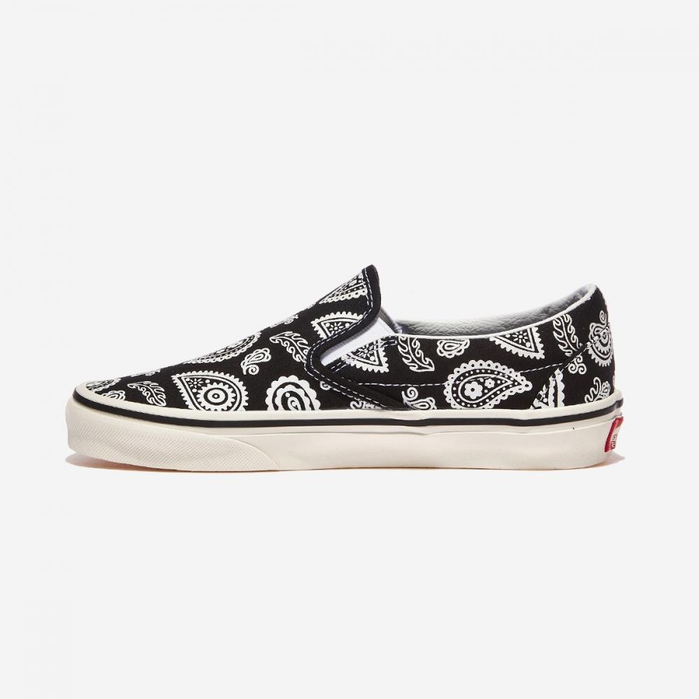 Cheap Vans Classic Slip-On Primavera Paisley Black VN0009Q7BMA ...
