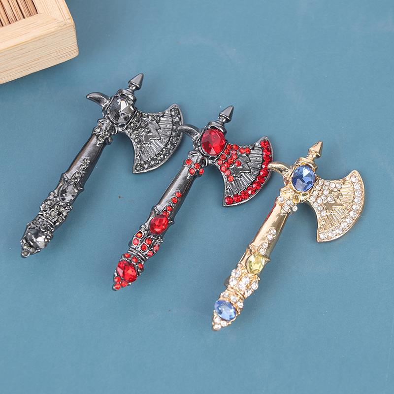 Axe Brooch Tomahawk Brooch Pin Party Banquet Pins uygun fiyatlı satın ...