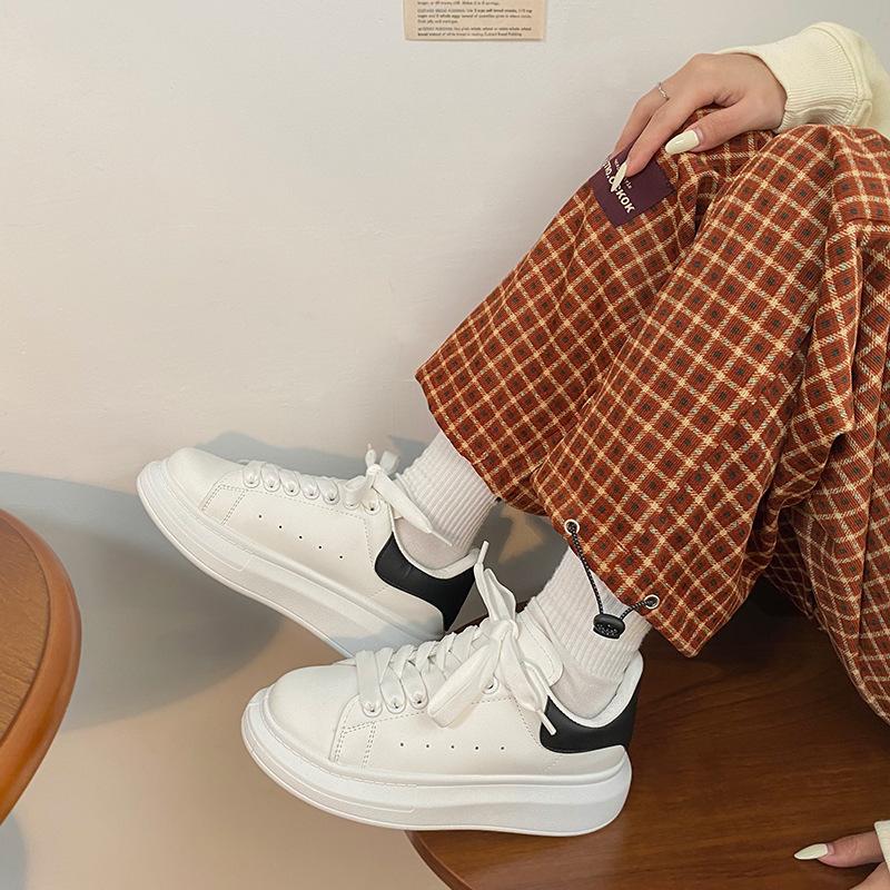 Buy Autumn White Shoes Thick-Soled Heightened Student Soft-Soled Light ...