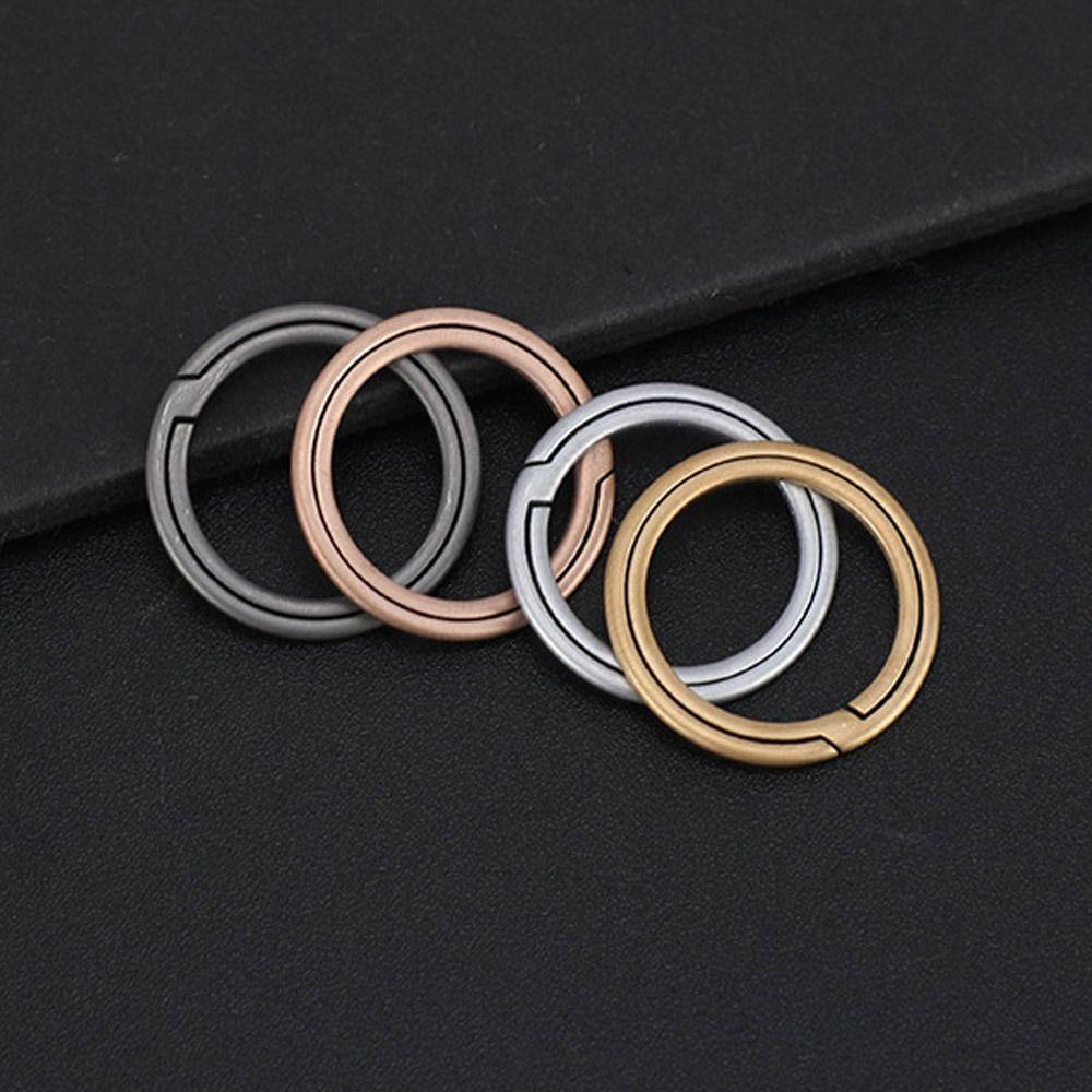 Satın alın Titanium Alloy Real Keychains Buckle Pendant Male Creativity ...